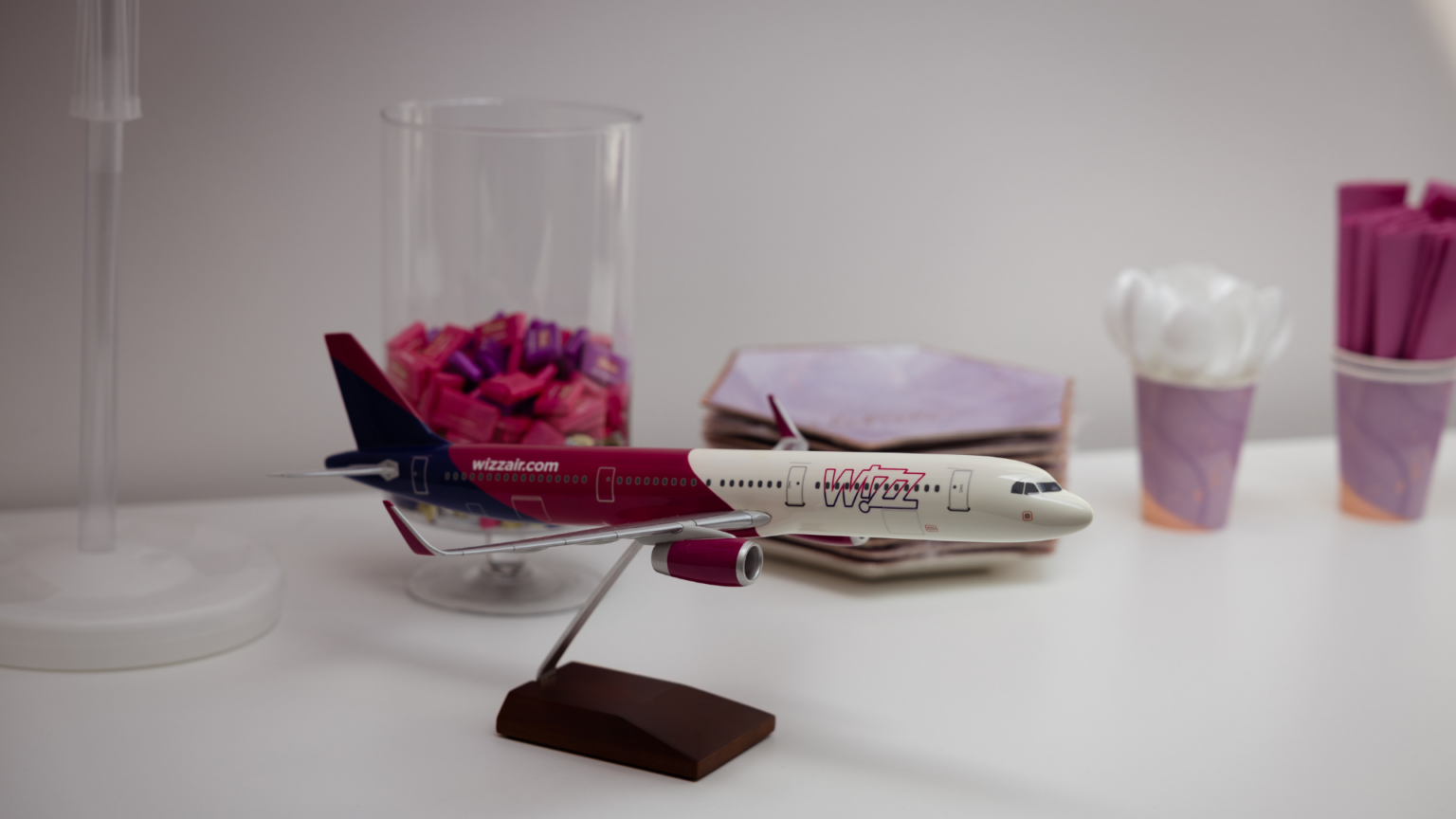 WIZZ AIR ANNOUNCES THE REOPENING OF ITS TUZLA BASE AND BECOMES THE ...
